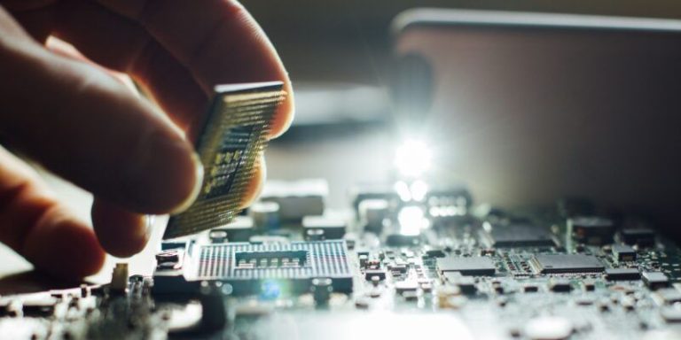 Ce este un procesor de computer (CPU)? Semnificație, istoric, tipuri și ...